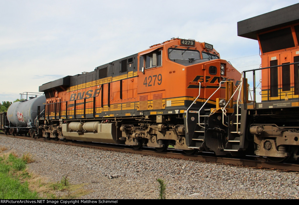BNSF 4279